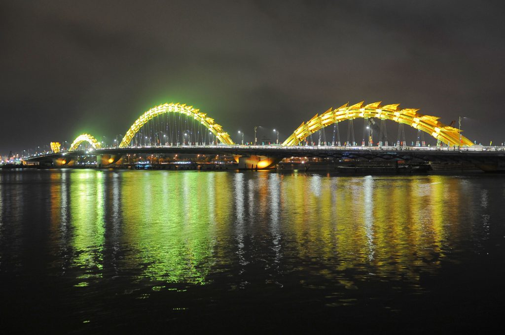 Crossing the Han river - Heritage Vietnam Airlines
