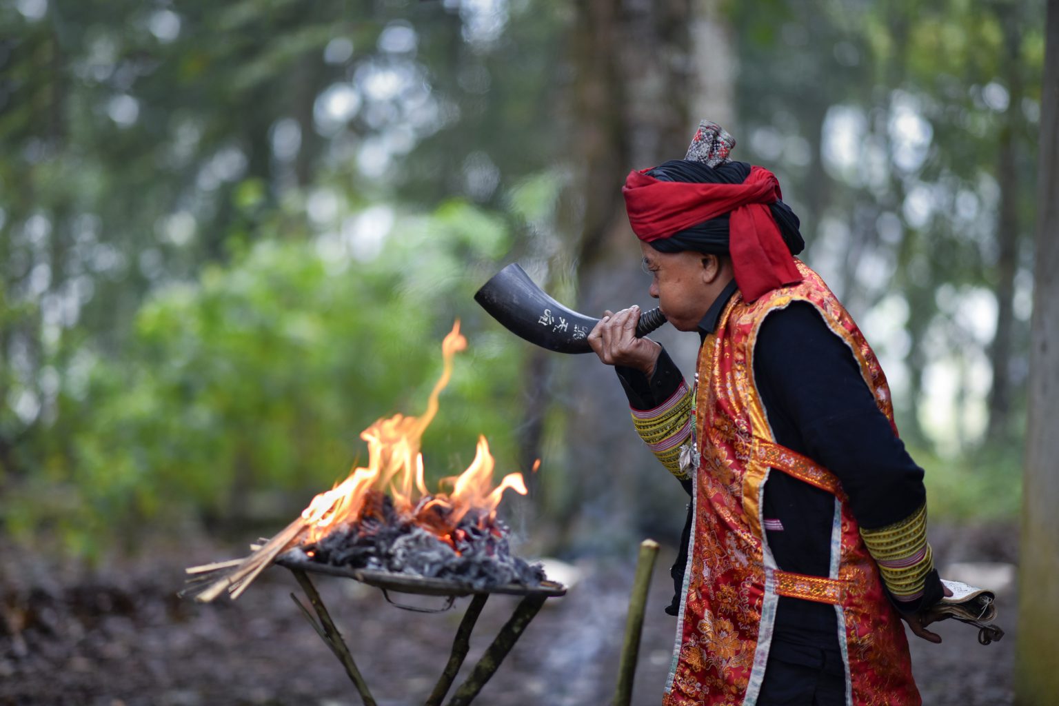 The Sacred Forest Worship Ceremony - Heritage Vietnam Airlines