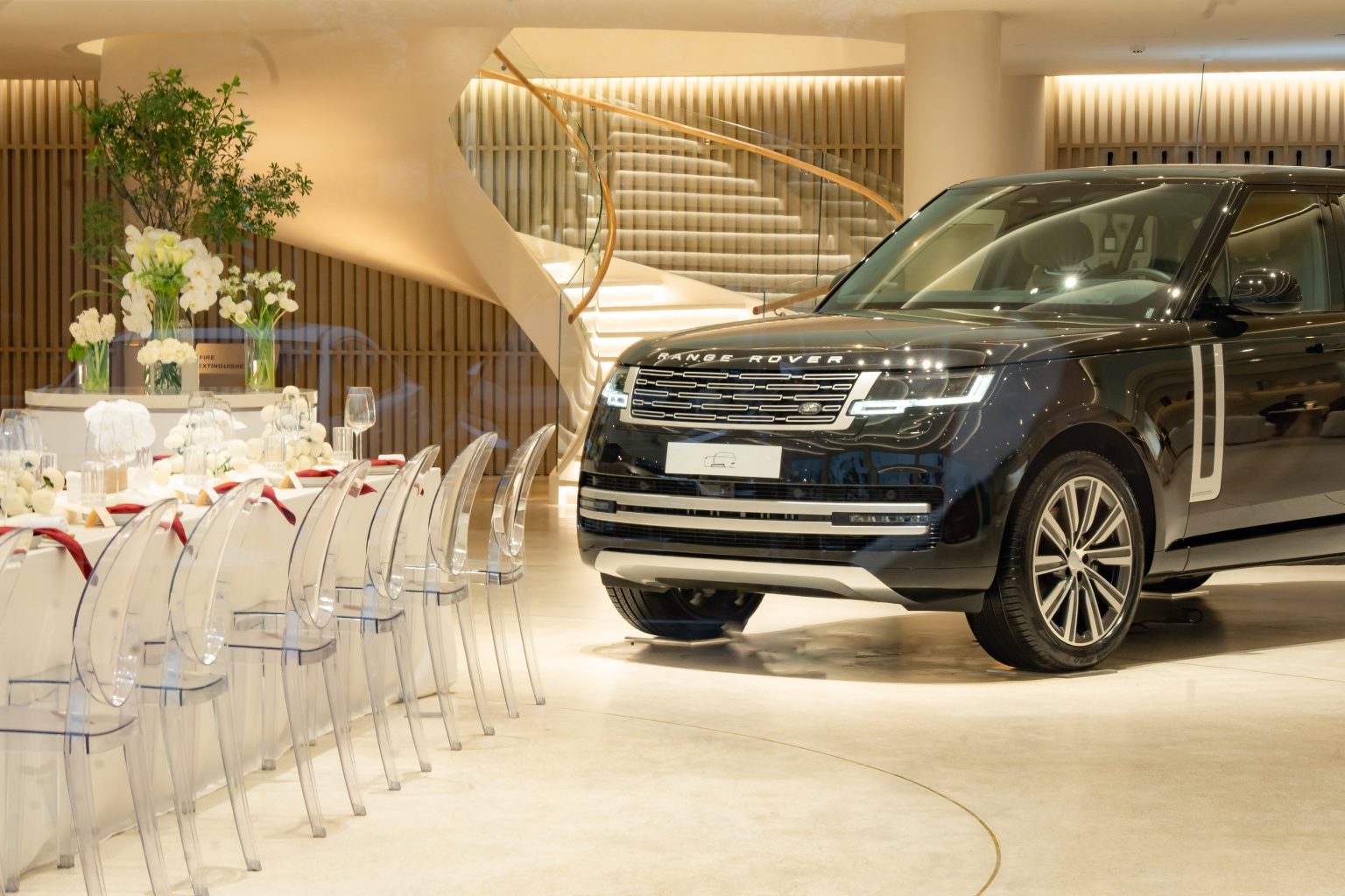 Land Rover Việt Nam hiện thực hóa chiến lược “Modern Luxury” với Range ...
